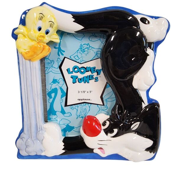 Accents | Vintage Looney Tunes Sylvester And Tweety Bird Ceramic Photo ...